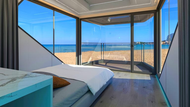 Top 10 Luxury Capsule House Options for Modern Tourist Resorts